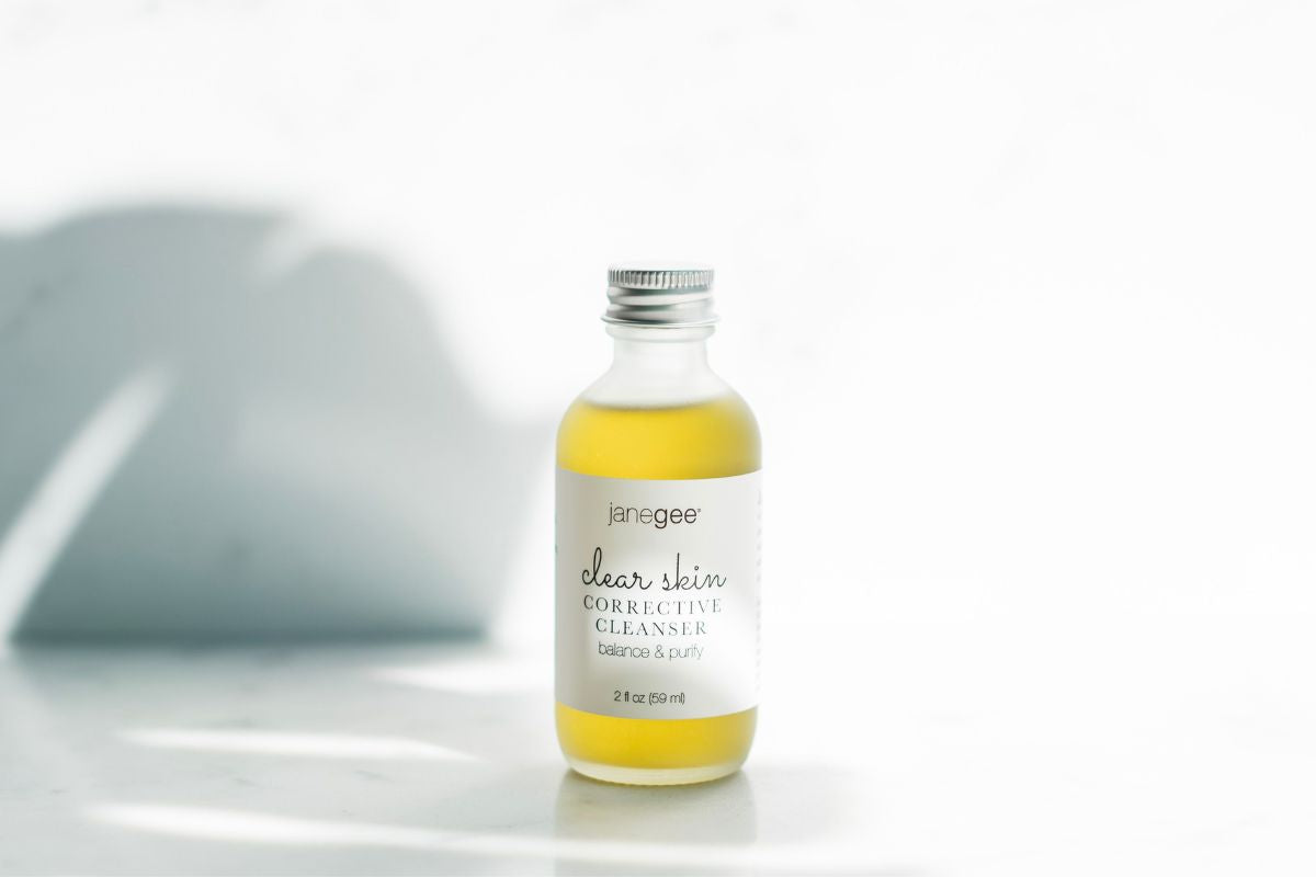 Jane's Guide to Managing Oily Skin – janegee